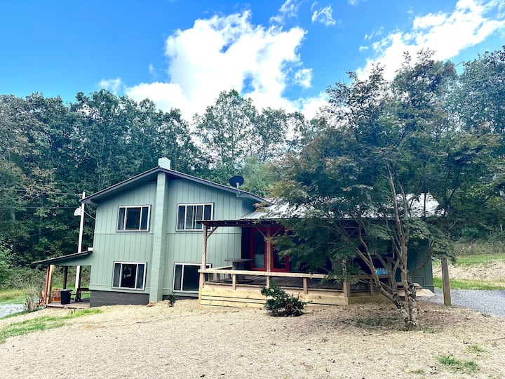 Mid-century Charm- In The Woods- Near Desoto Falls - Mentone, AL