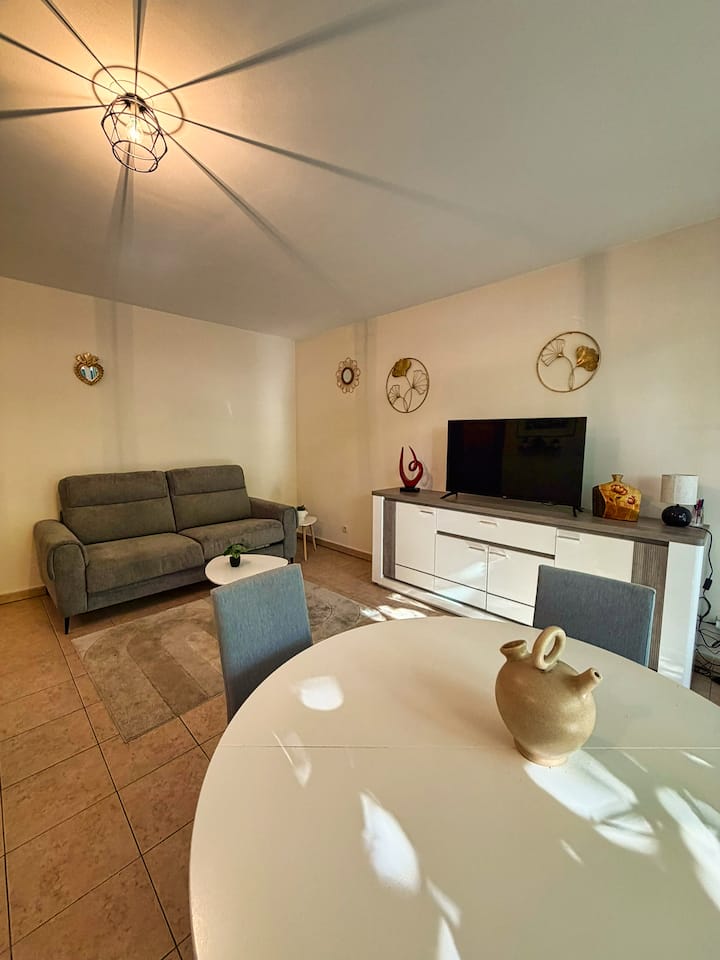 Appartement 2 Pièces Proche De La Gare - Rambouillet