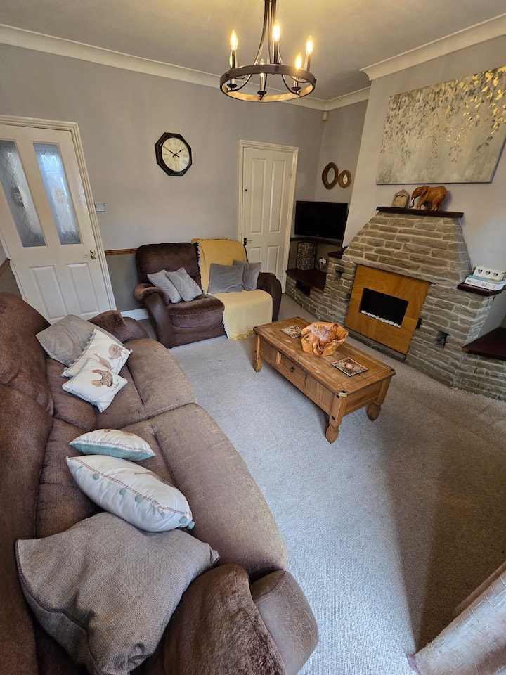 Town House, Great Central Location, Close To Peaks - Chesterfield
