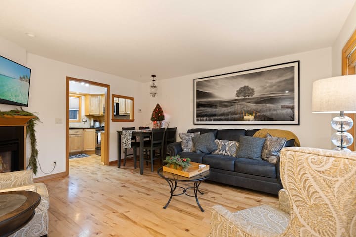 Cozy Cda Getaway Near Lake & Shops - Coeur d'Alene, ID