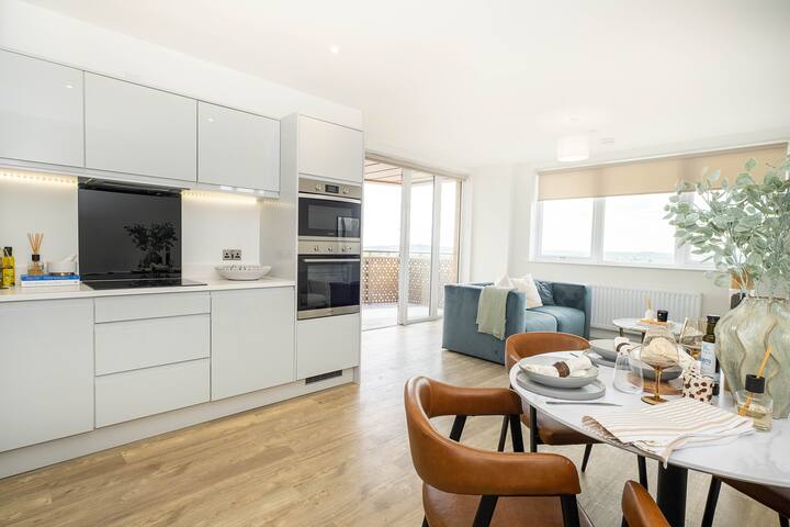 Stunning Modern 2 Bed Flat Staines-upon-thames - Staines-upon-Thames