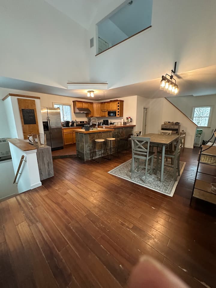 Pet-friendly | Steps To Moose Haven, Near Burke - Burke Mountain, VT