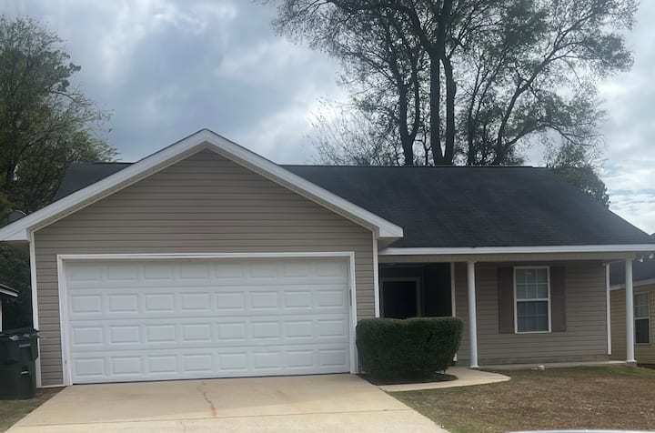 Stay Cozy, Stay Close, Stay Safe. Stay Here! - Tuscaloosa, AL