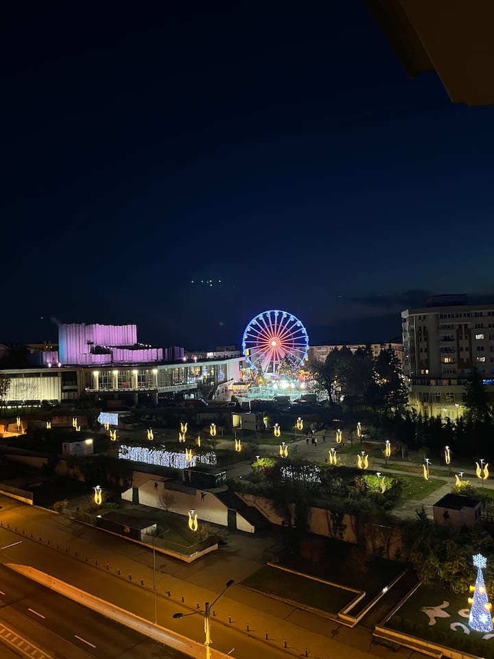 Panoramic City View * Ultracentral * Modern Design - Romania