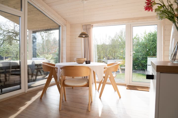 Nieuwe Luxe Houten Lodge Dichtbij Bos Met Veranda - Dalfsen