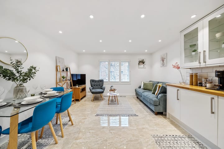 Modern Flat Near Tower Bridge - Free Parking - London, UK