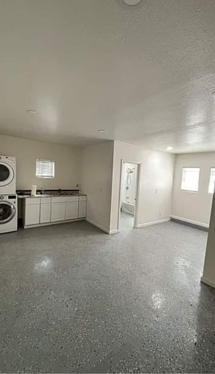 Hesperia Studio Office - Victorville