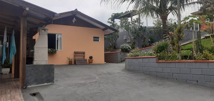 Recém Reformada, Acolhedora, Prox. áS Praias - Governador Celso Ramos