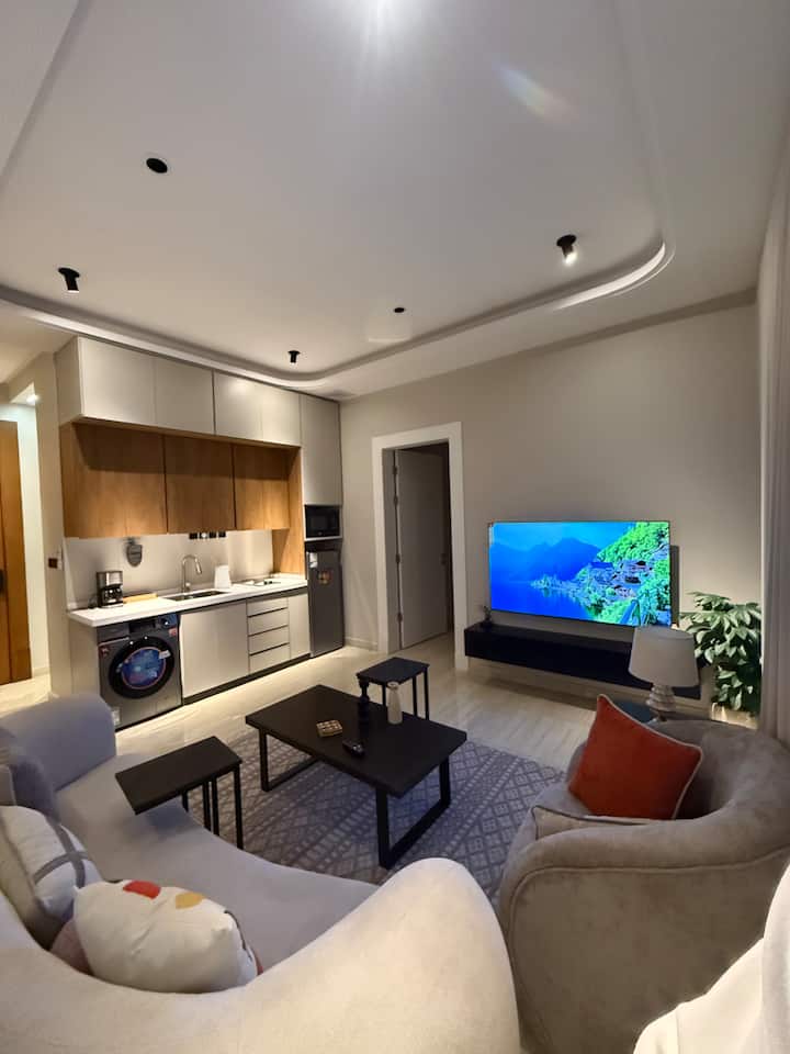 انعكاسٌ للرفاهية في كل زاوية ودخول ذكي يرحّب فيك - Jeddah