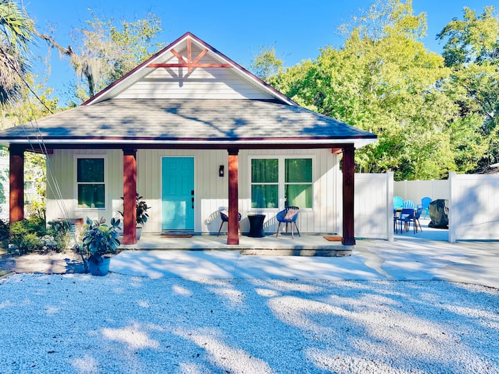 New Hot Tub, Fire-pit, Grill, 5 Mins To Downtown - 聖奧古斯丁