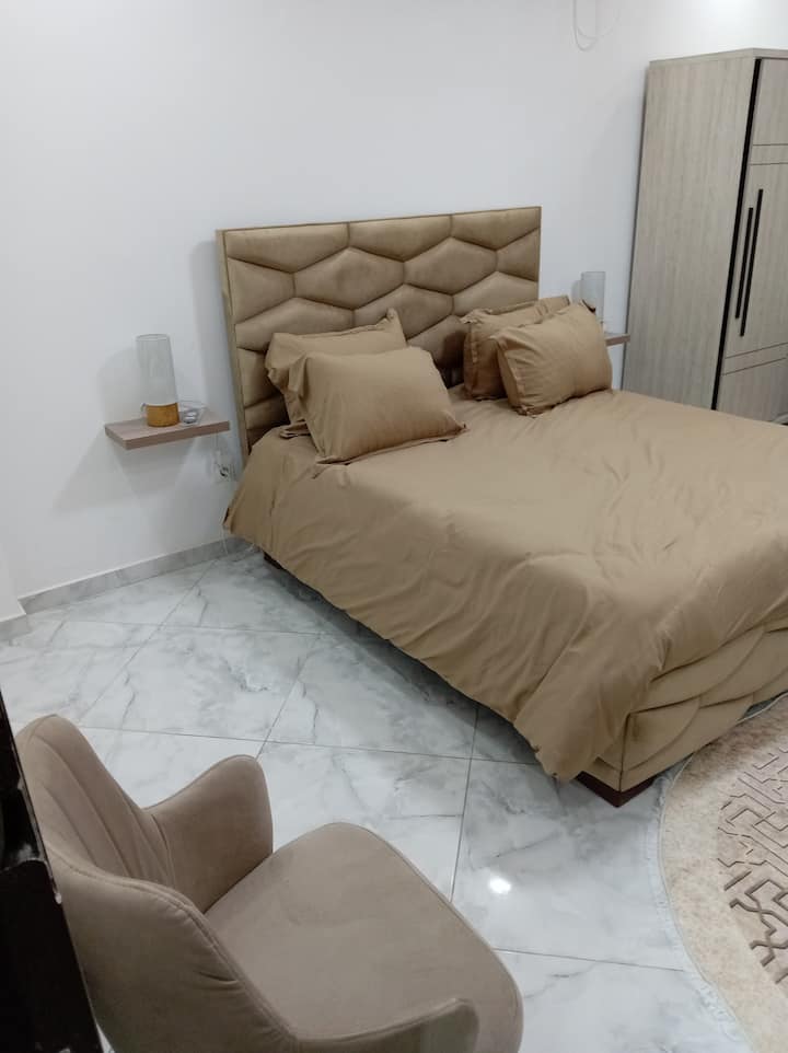 À Louer Studio 34m² - Constantine
