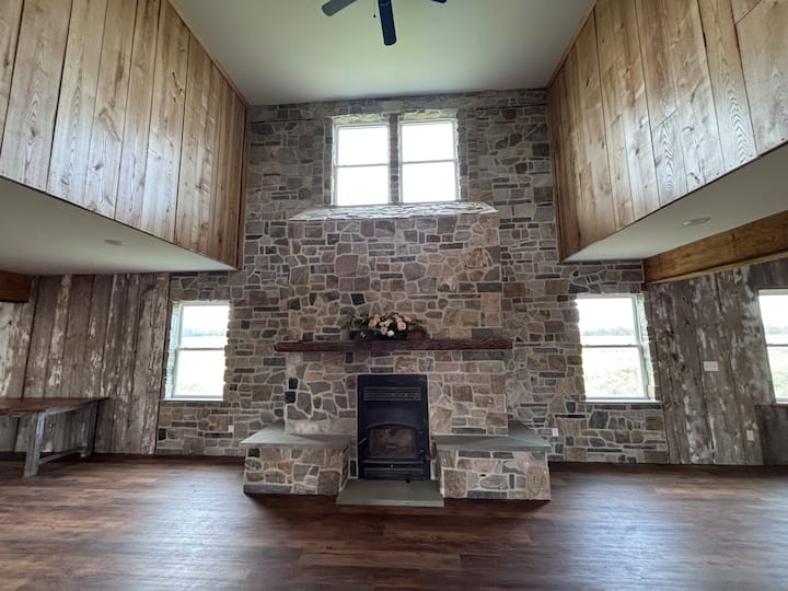 5 Bedroom Barndo Surrounded By 500 Acre Farm - Delaware