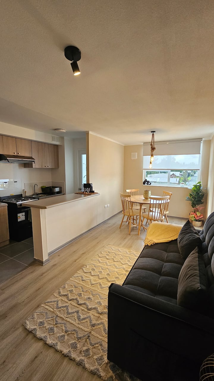 Vista Al Volcán - Excelente Ubicación - Amplio - Chile