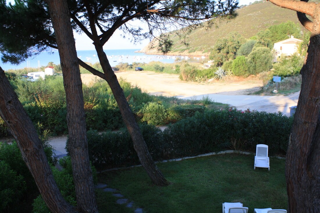 Beach house 10 people waterfront South Corsica - Houses for Rent in ...