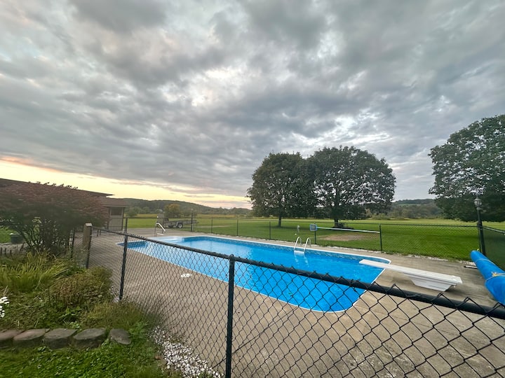 Private Pool Retreat Near Colgate University - Hamilton, NY