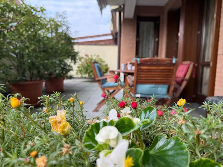 Fiera Milano • Large Terrace In The Green - Saronno