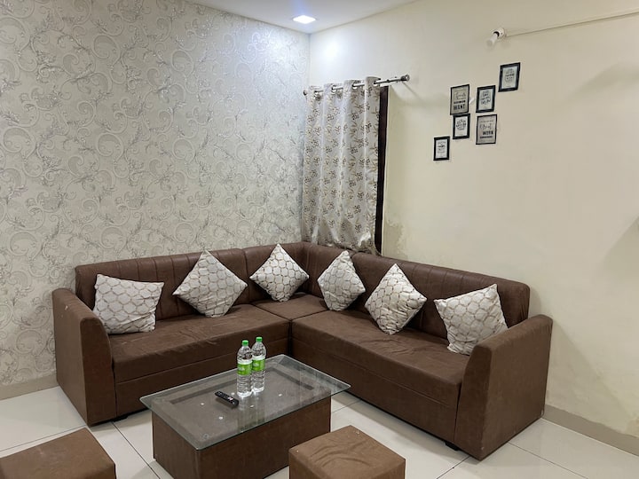 Comfortable 1bhk Flat In Indore - Vijay Nagar