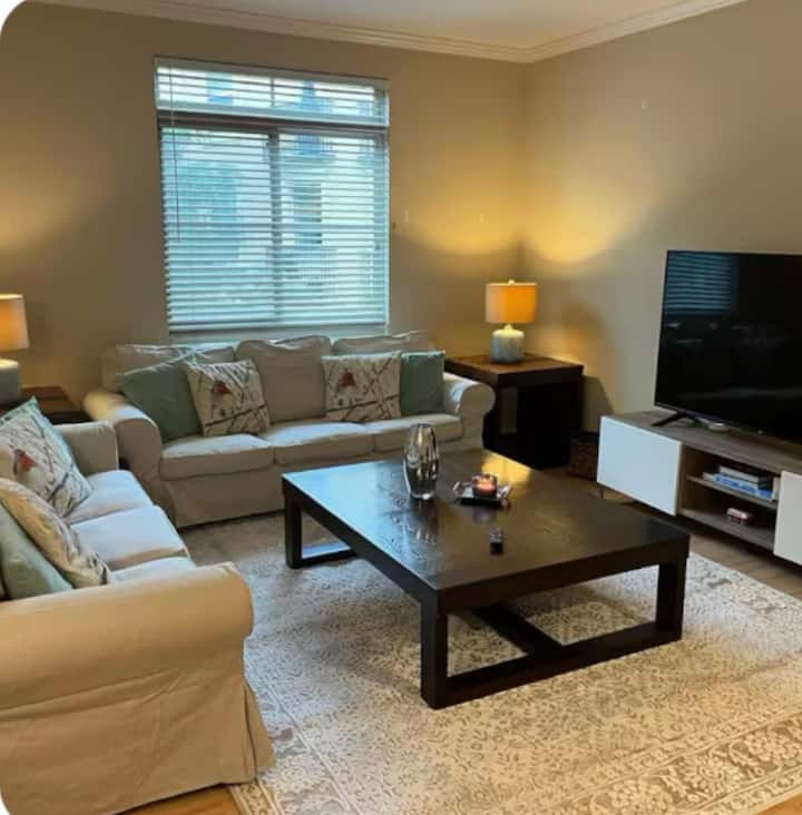 Prime 1br Near Laguna Beach, Spectrum, & Dining - Aliso Viejo, CA