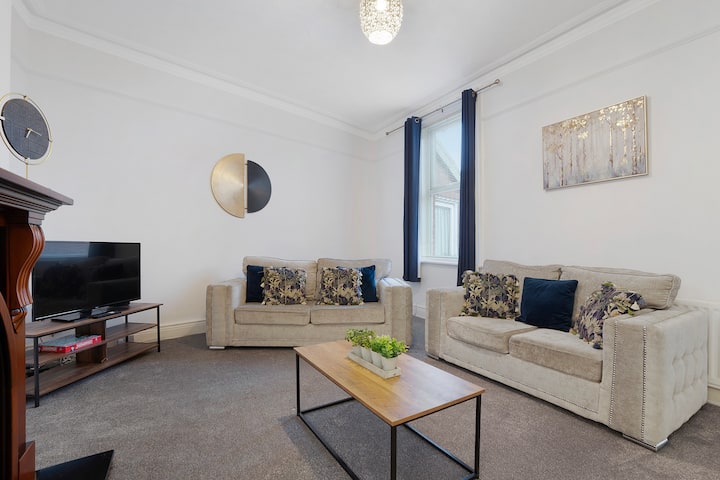 20%off | Family 4br Home | Seafront Walks & Arbeia - South Shields