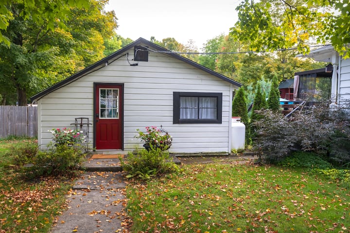 Branch Brook Cottage - Adventure Base Camp - Adirondack Mountains