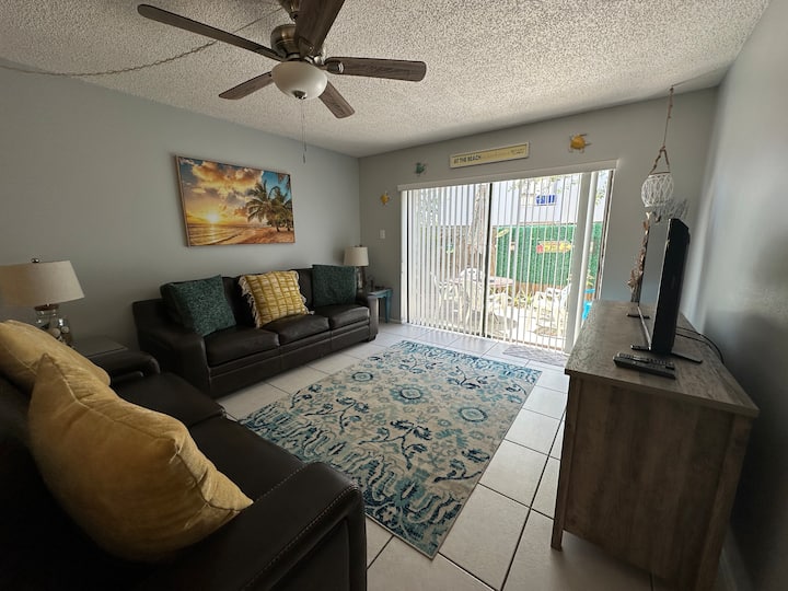 Cozy 1-bedroom Condo By Siesta Key Beach - シエスタ・キー, FL