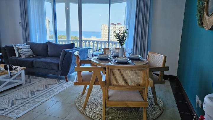 Charming Seaview Aptmnt - Pool, Ac, 3 Min To Beach - Mombasa