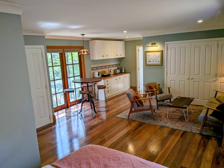 Govett's Creek Studio - Katoomba