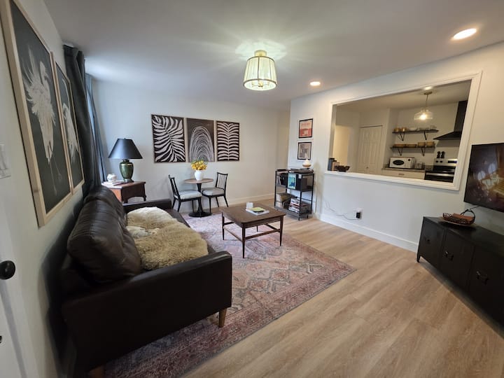 The Arlington Retreat (Suite A) 2br Downtown Greer - Greer, SC