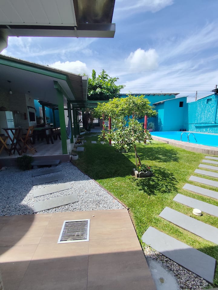 Casa Floripa Sc, Com Ar, Piscina, Wi-fi, Netflix - Florianópolis