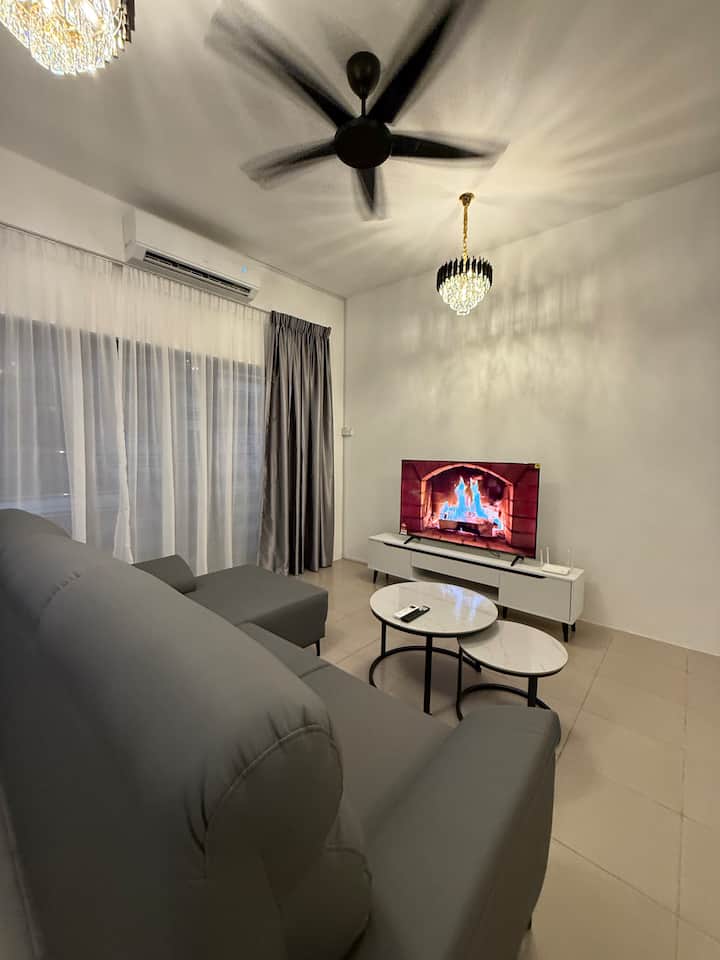 Rumahsinggah Perdana
-Serenity And Comfortable - Lahad Datu