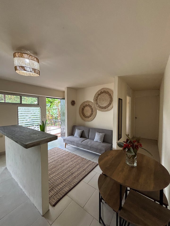 The House In The Woods - Panama City