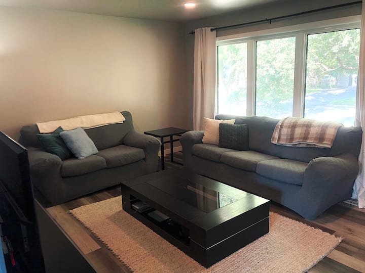 2 Bedroom Suite In Winkler - Winkler