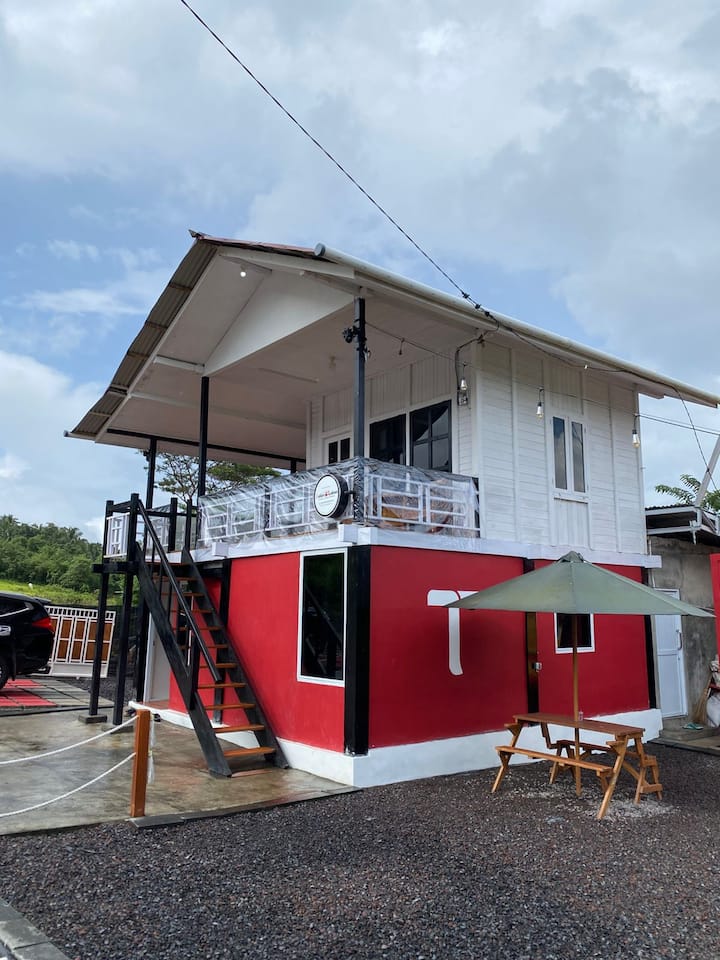 Dolan Lokon Villa - Tomohon