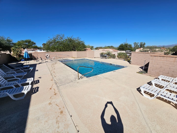 2 Bed/2 Bath Green Valley Condo, Pool And Hot Tub. - Green Valley, AZ