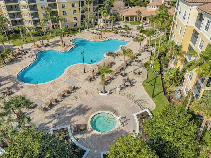 Spacious 3bd/2ba Condo Next To Disney - Lake Buena Vista, FL