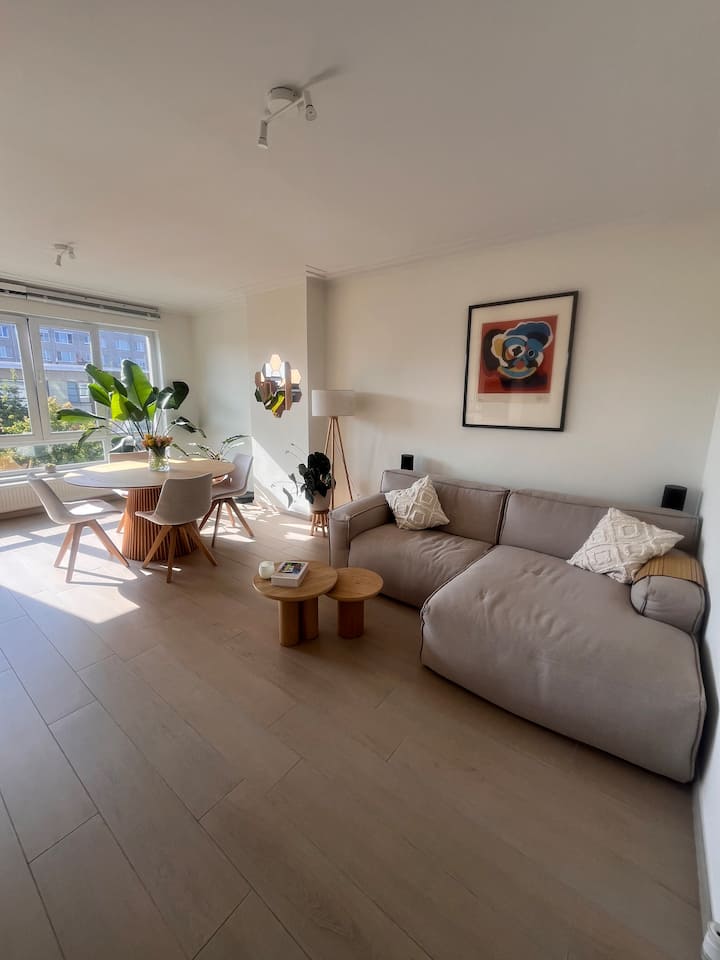 Bright & Cozy 1-bedroom Apartment In Wilrijk - Edegem