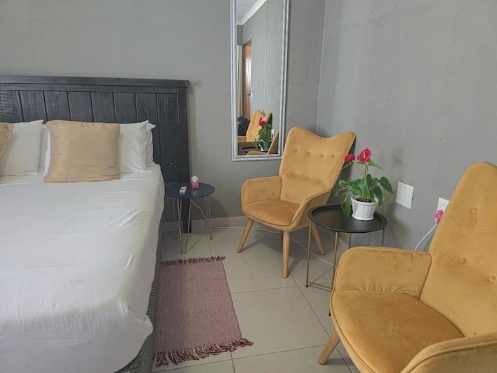 Akwaaba Fie | Serene & Welcoming - Lebowakgomo