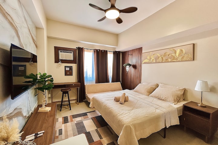 Modern Comfort Near It Park | Cebu City - Cebu