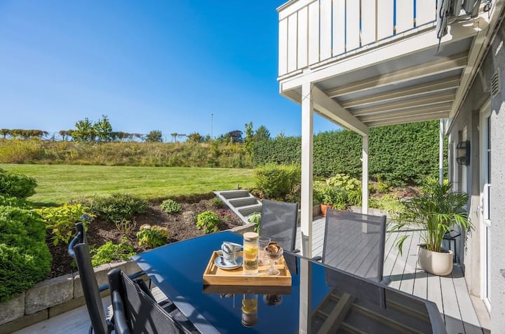 Elegant Waterfront Apartment – Central Location. - Horten