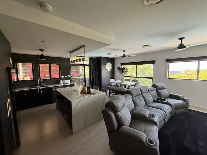 Modern Retreat In The Heart Of Stuart Park - Darwin
