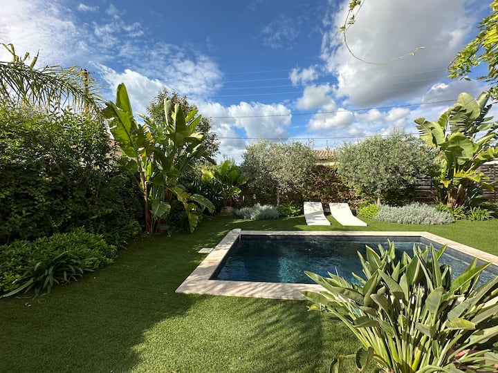 Villa De Vacances Avec Piscine Proche De La Plage - Antibes