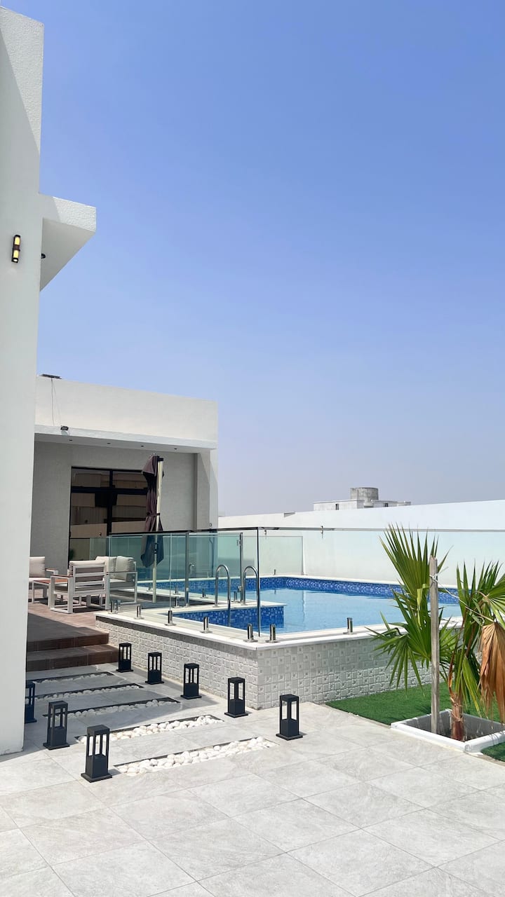 Florea Challet - Oman