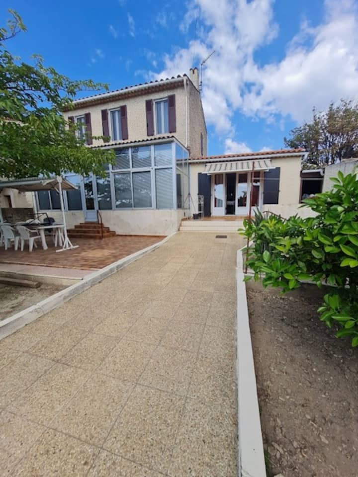 Au Cœur De La Ciotat - Idéal Pour Fêter 1720 ! - La Ciotat