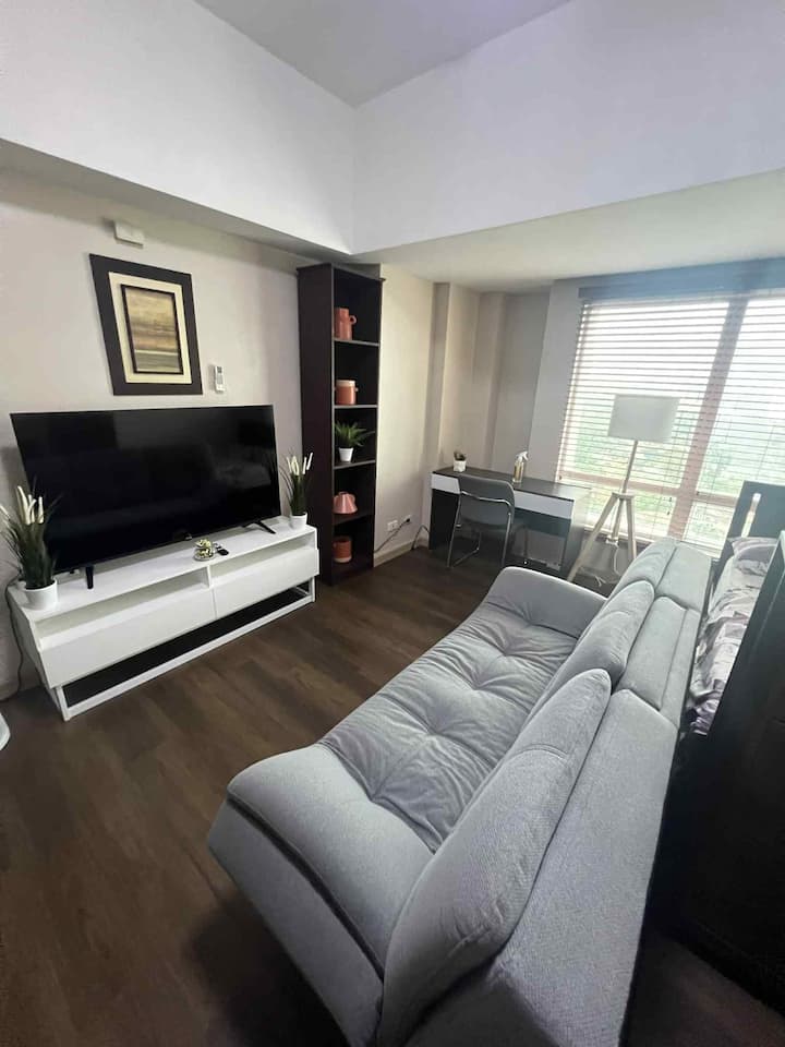 A Cozy Staycation In The Heart Of Metro Manila - Marikina