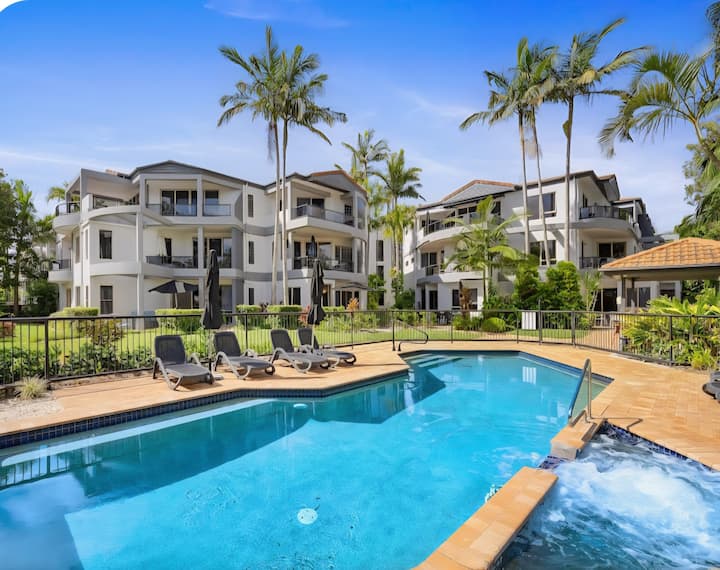 River View Lift. Small Pet, 3 Bed, 60m To Eateries - Noosa Heads