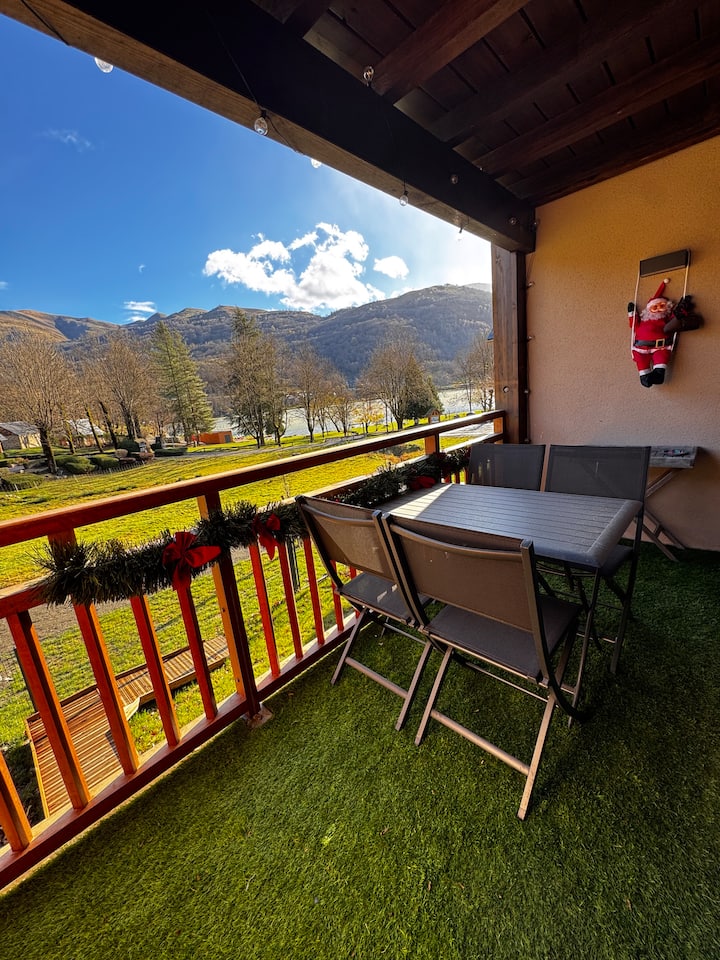 Vue Lac Et Montagnes : Votre Logement Tout Confort - Loudenvielle