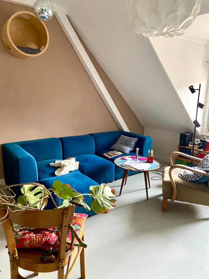 Charmantes, Ruhiges Dachgeschoss Mitten Im Westend - Wiesbaden