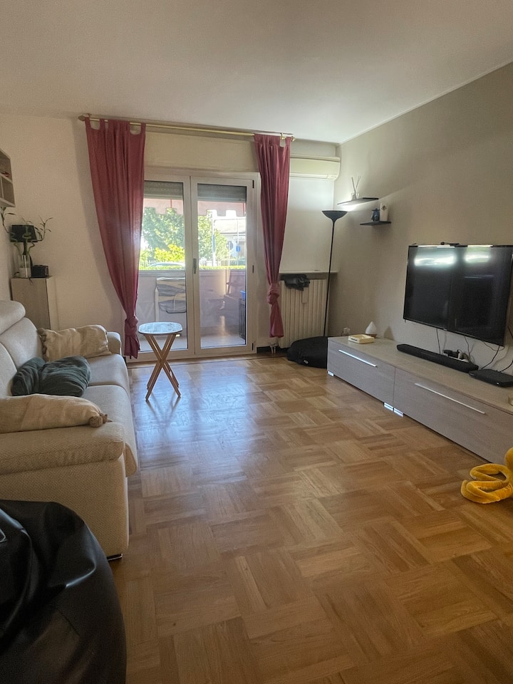Accogliente Appartamento A San Donato Milanese - San Donato Milanese