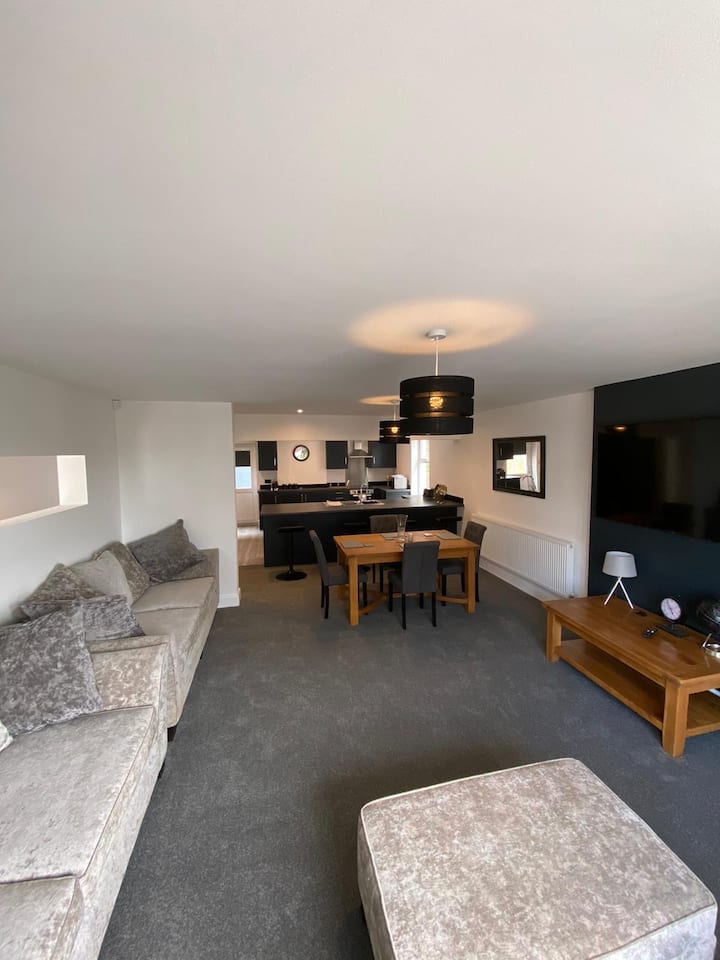 8 Hurworth Road - Darlington