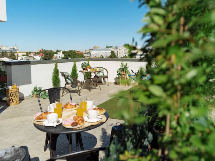 Central 24 Penthouse | New Building & Parking - Bucarest